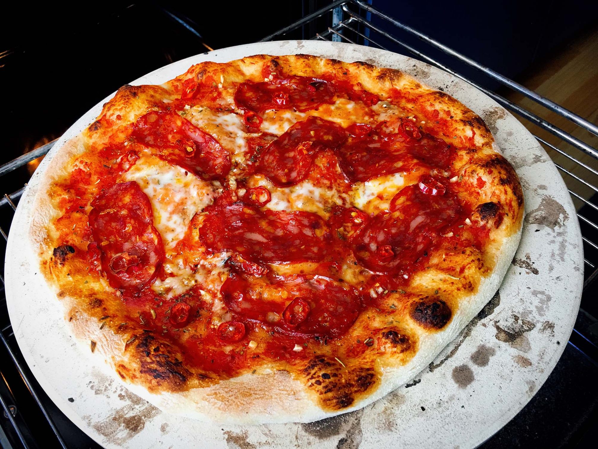 Pizza Calabria Rezept | Spianata Calabrese Piccante